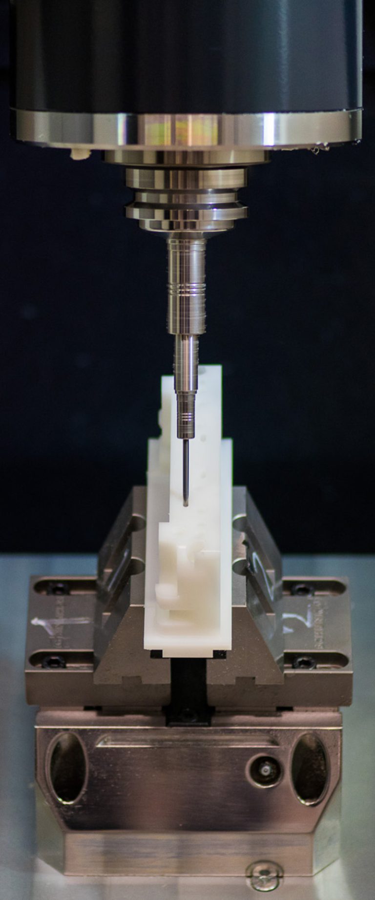 CNC Frezen - D&D Kunststofbewerking